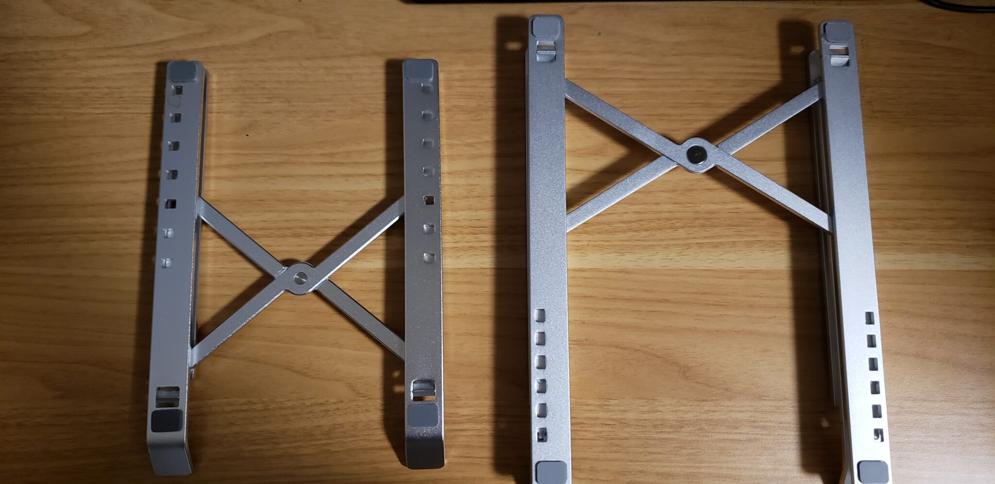 【SINMONS】二段式折り畳みノートパソコンスタンド(B094F3B184) の実機レビュー | K-Style